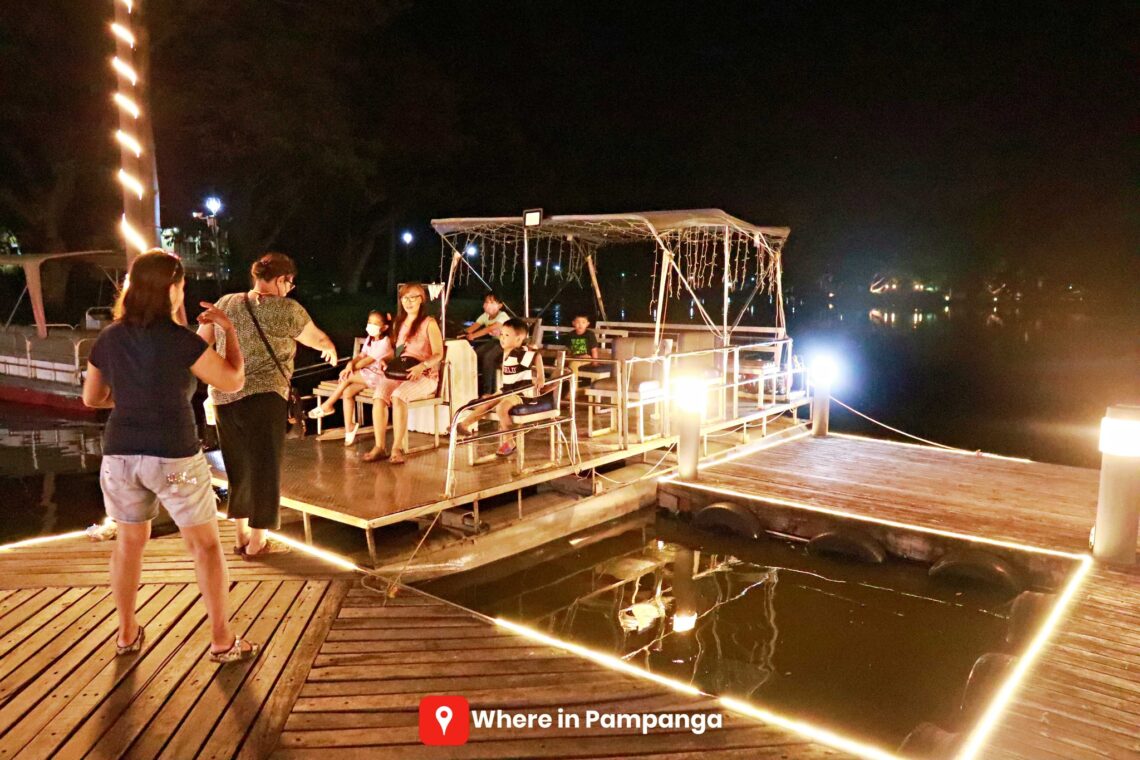Lakeshore Mexico Pampanga: Feeling the Spirit of Filipino Christmas ...