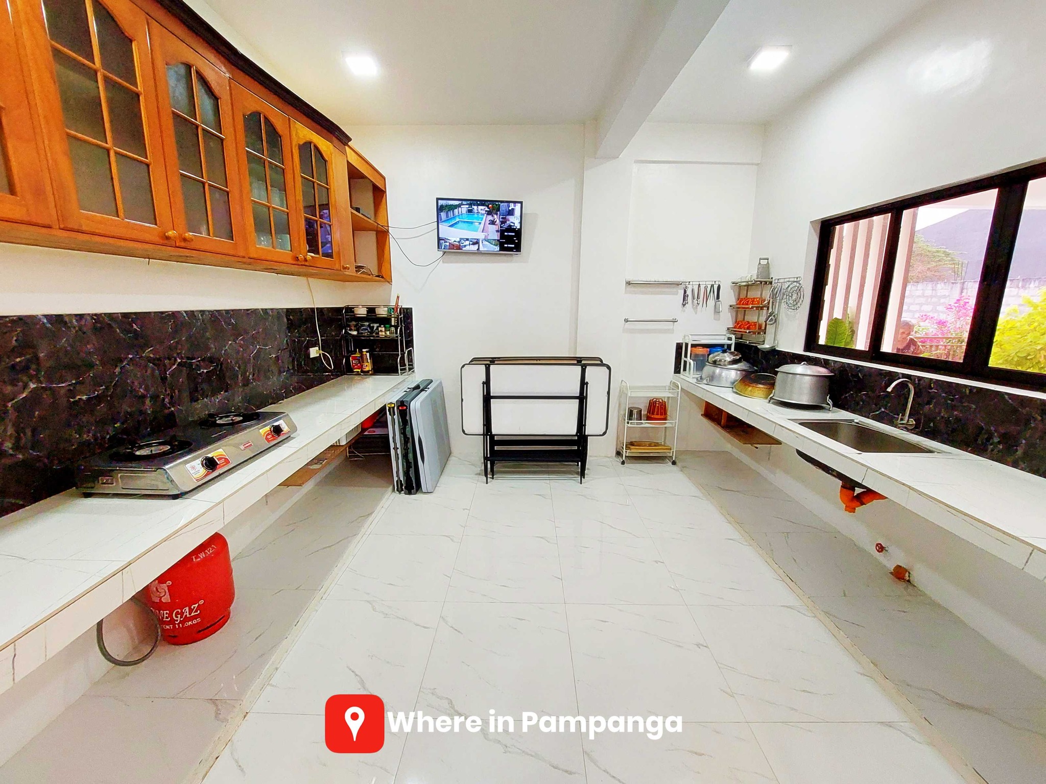 Casa De Leoncia Resort is Your Luxurious Home Away From Home - Where In ...