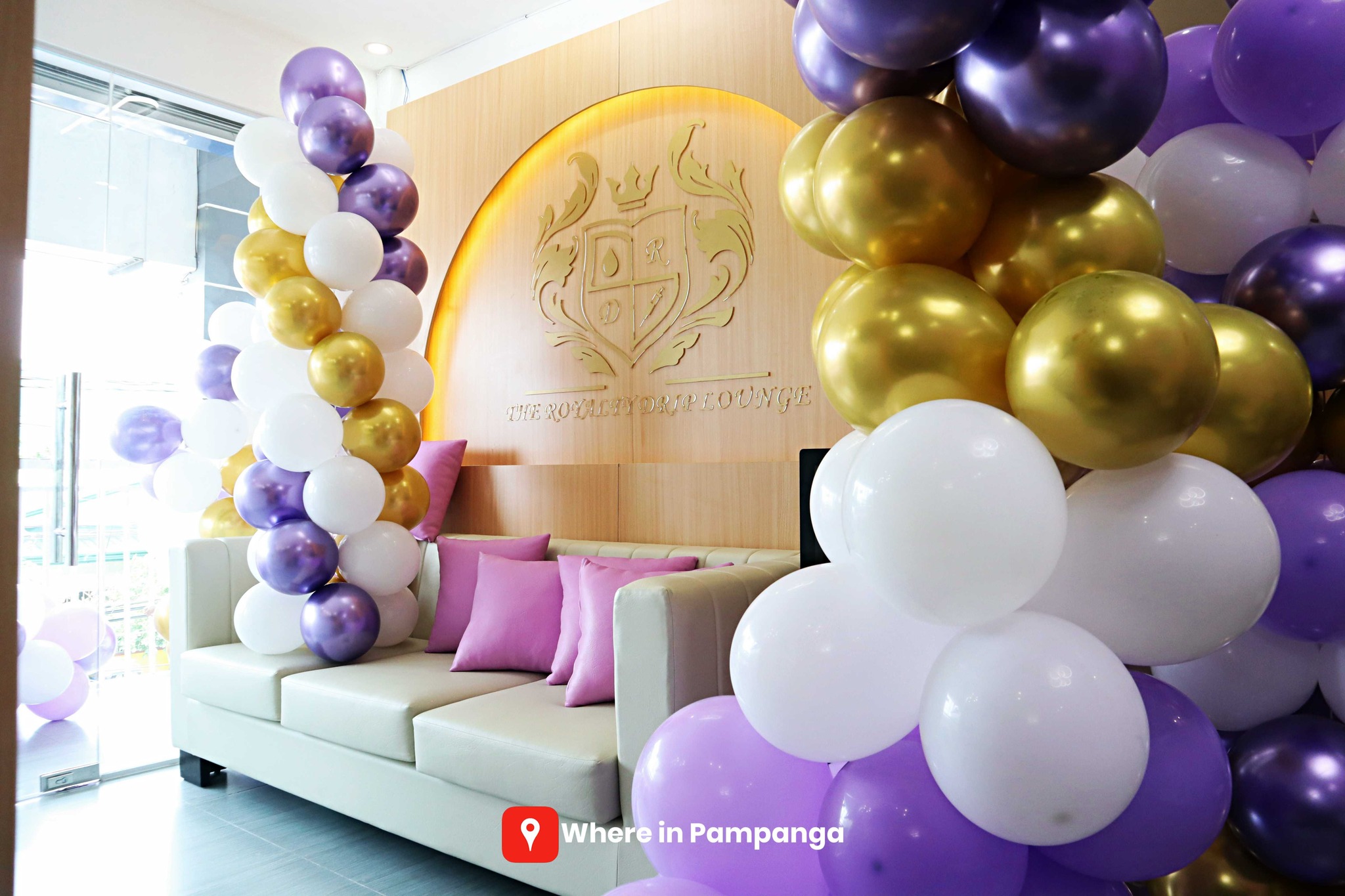 Beauty Fit for a King or Queen: Experience The Royalty Drip Lounge ...